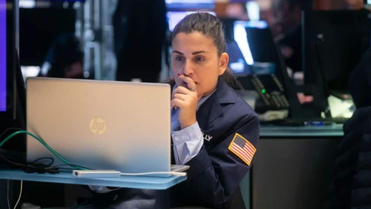 Ξεφούσκωσε ο πανικός στις αγορές - Chartswar